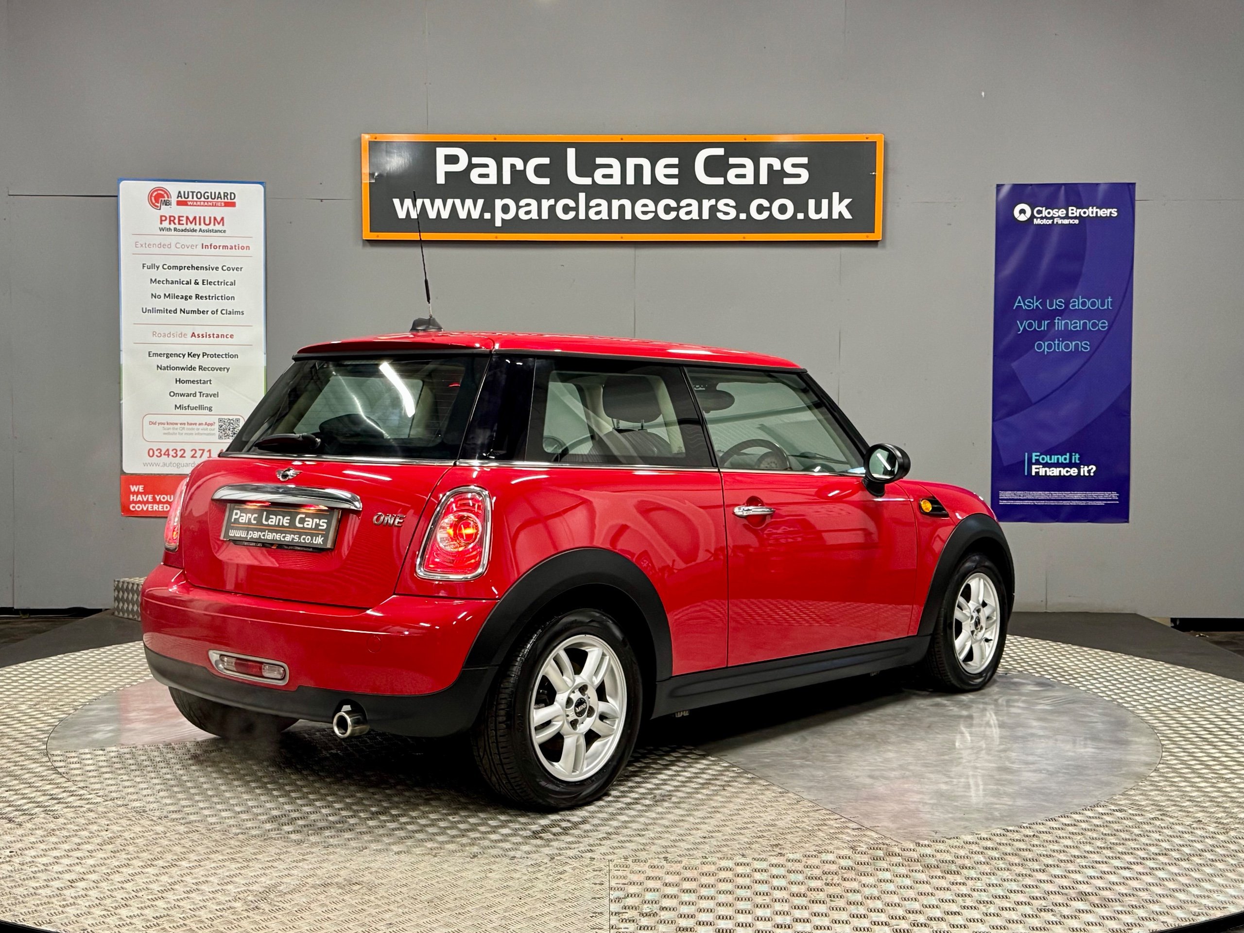 Used 2011 Mini Hatch 1.6 One Hatchback 3dr Petrol for sale in Gosforth ...